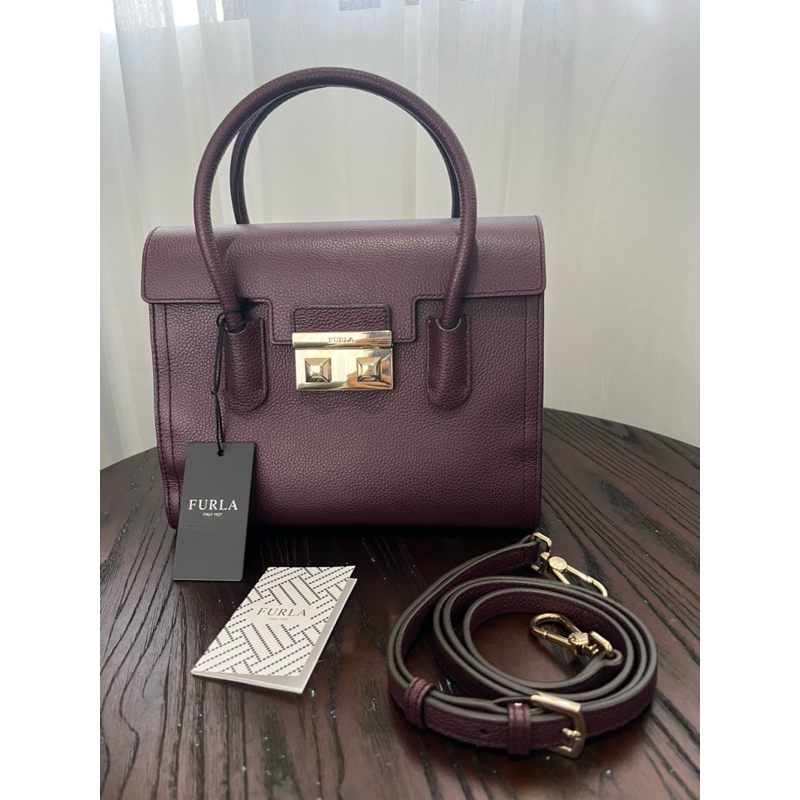 Jual Furla Bella Top Handle Maroon | Shopee Indonesia