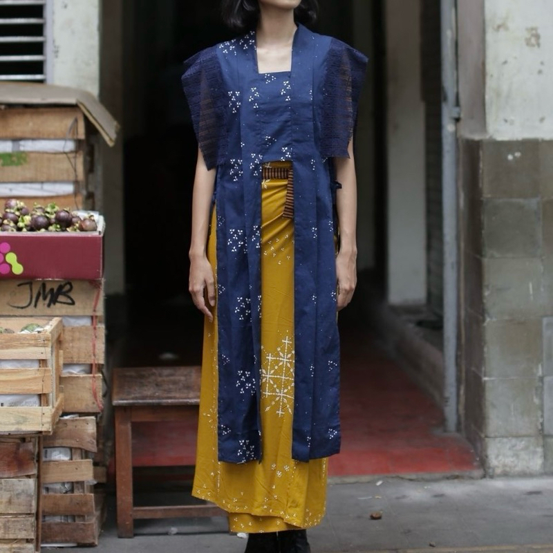 Jual DAISY OUTER KEBAYA BATIK CUSTOM - OUTER BATIK CAP - OUTER BATIK ...