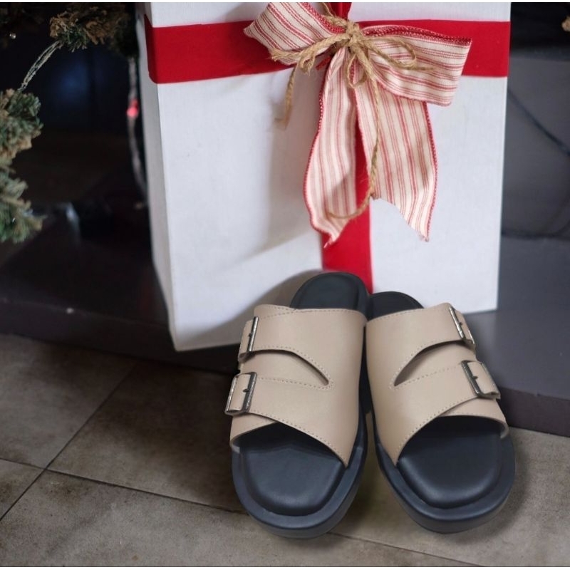 Jual Jacky Sandal Jumbo Wanita Zerra Big Size Custom Request Kaki Lebar ...