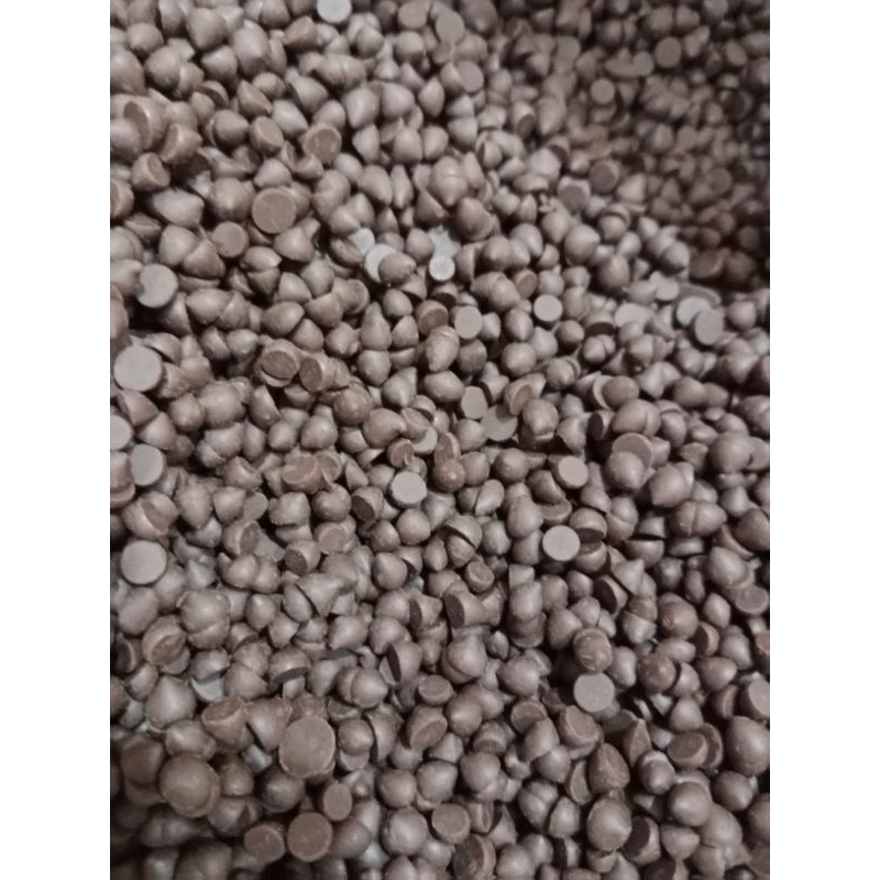 Jual CHOCO CHIPS LANCIP BESAR COLLATA REPACK 50GR &100GR/CHOCOCHIPS ...
