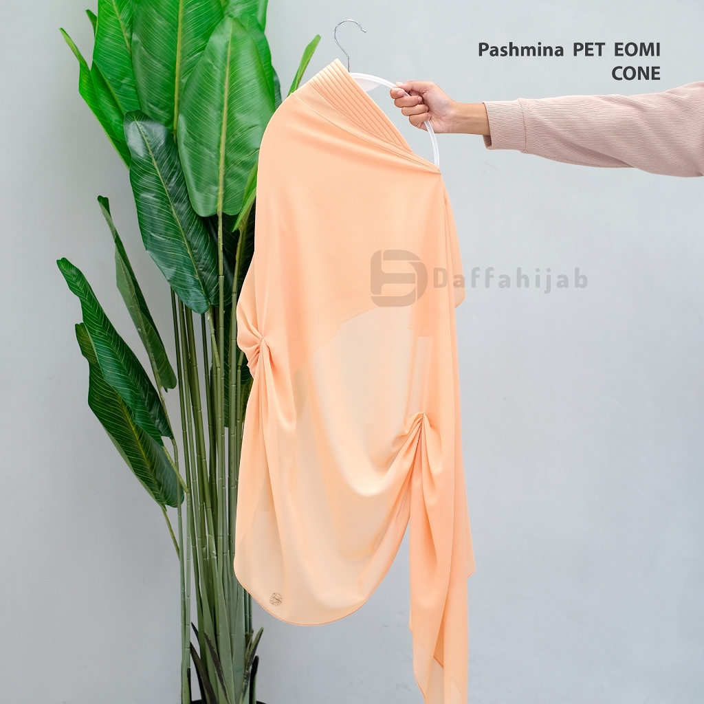 Jual Pashmina semi instan Eomi & Wimi by daffahijab || curve malaysia ...