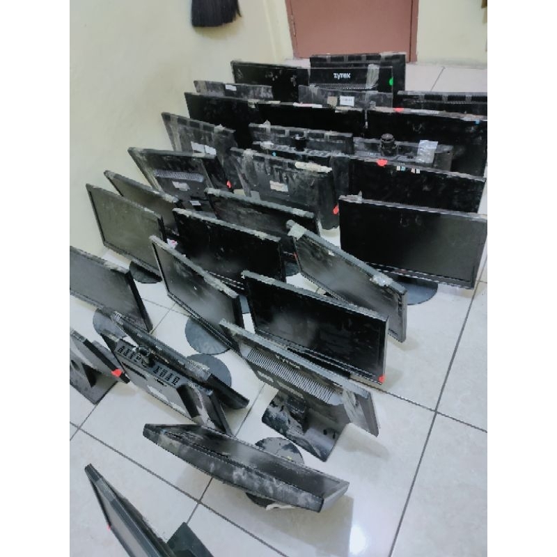 Jual lcd komputer merk campur 16in | Shopee Indonesia