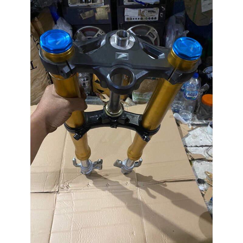 Jual usd cbr 150 new original shockbreaker depan cbr 150 terbaru K45 ...
