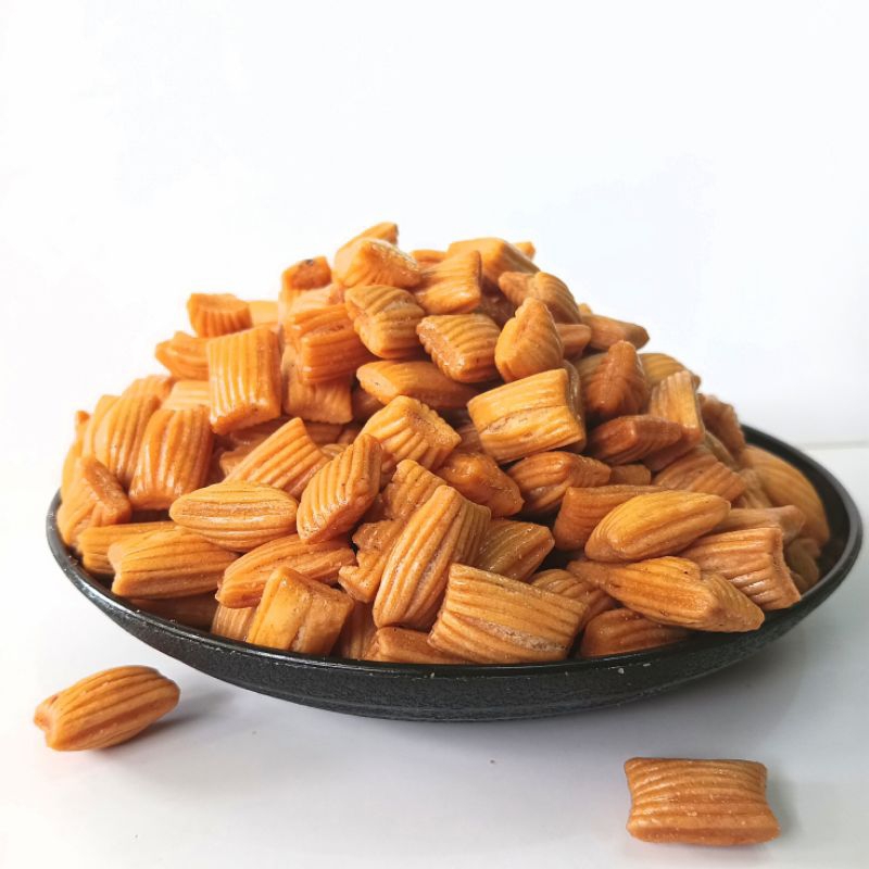 Jual snack bantal/pang-pang gurih manis | Shopee Indonesia