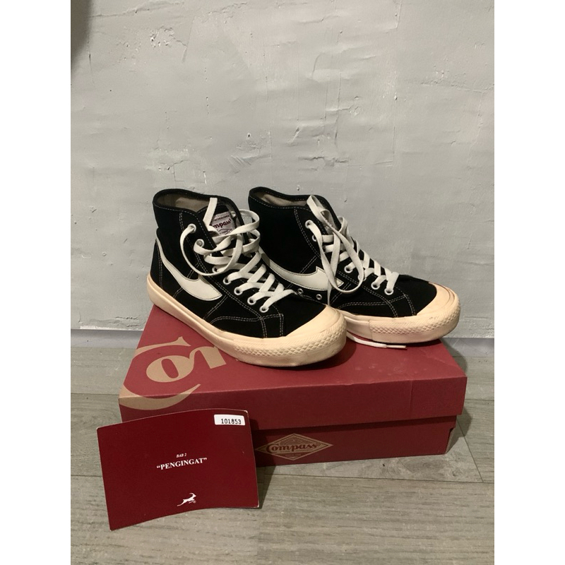 Jual Compass Gazelle Hi second | Shopee Indonesia