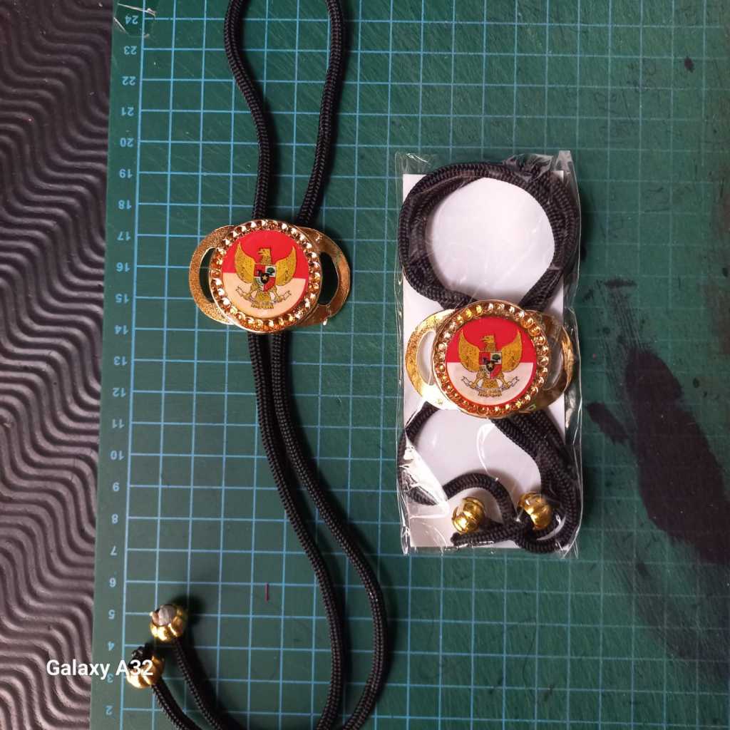 Jual ring hasduk tali kupingan garuda merah putih bijian | Shopee Indonesia