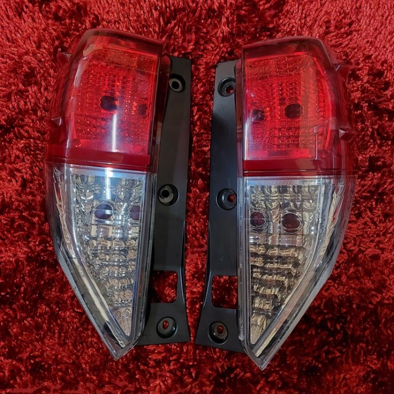 Jual Lampu Stop Toyota Innova Reborn Barang Original | Shopee Indonesia