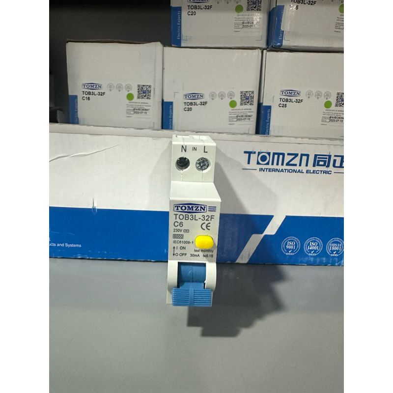 Jual RCBO MCB RCCB ELCB AC TOMZN 6A - 32A Lightning Protection Residual ...