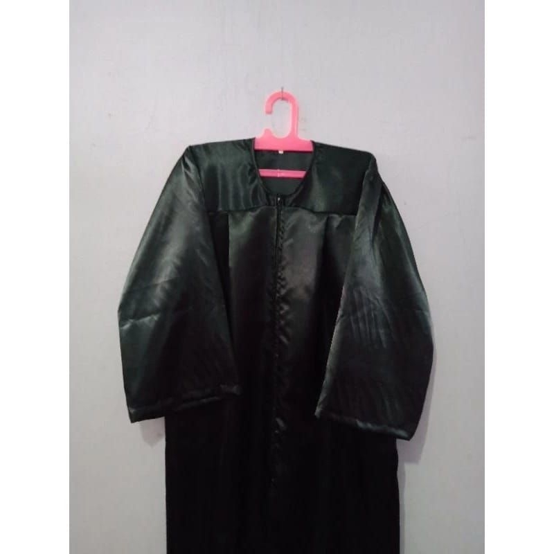 Jual Baju jubah dan paket baju wisuda sarjana Untuk ukuran SMP, SMA, S1 ...