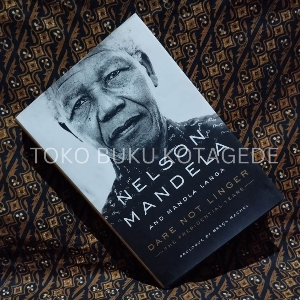 Jual Nelson Mandela and Mandla Langa | Shopee Indonesia