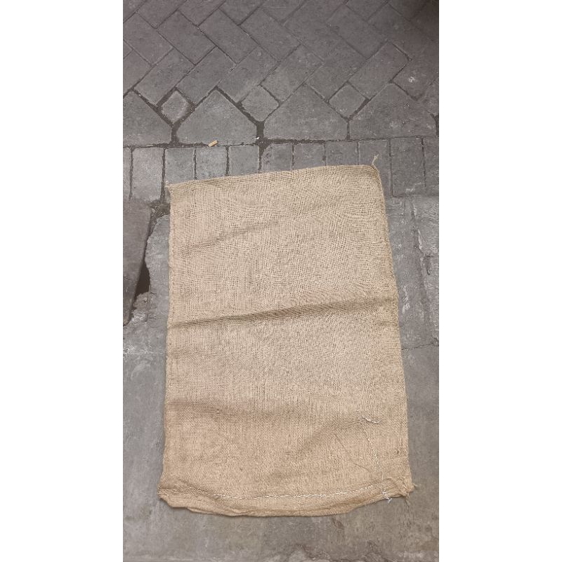 Jual karung goni bekas uk 65x100 | Shopee Indonesia