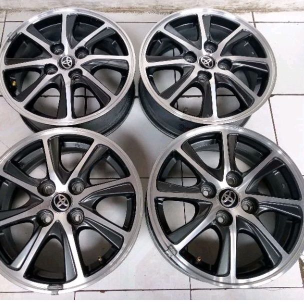 Jual VELG OEM CALYA R14 PCD 4x100 ORIGINAL | Shopee Indonesia