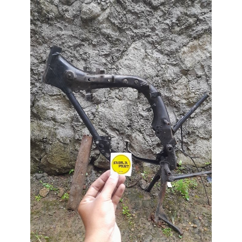 Jual rangka depan megapro bahan rangka CB GL100 set standar tengah | Shopee Indonesia