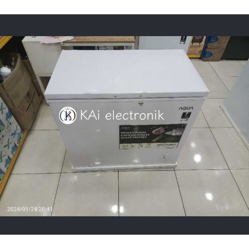 Jual chest freezer AQUA 200 liter AQF200GC garansi 7 tahun | Shopee ...