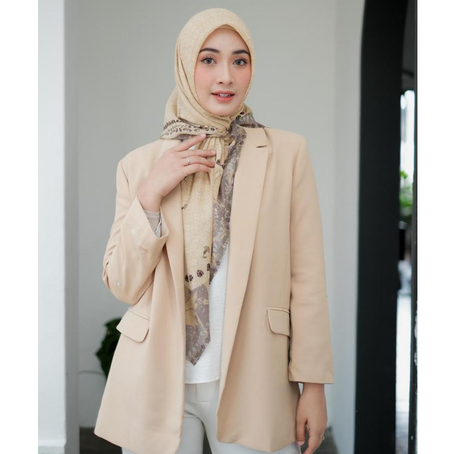 Jual SHARAH Laser Cut Hijab Segi Empat Print Motif Anala Warna Coklat ...