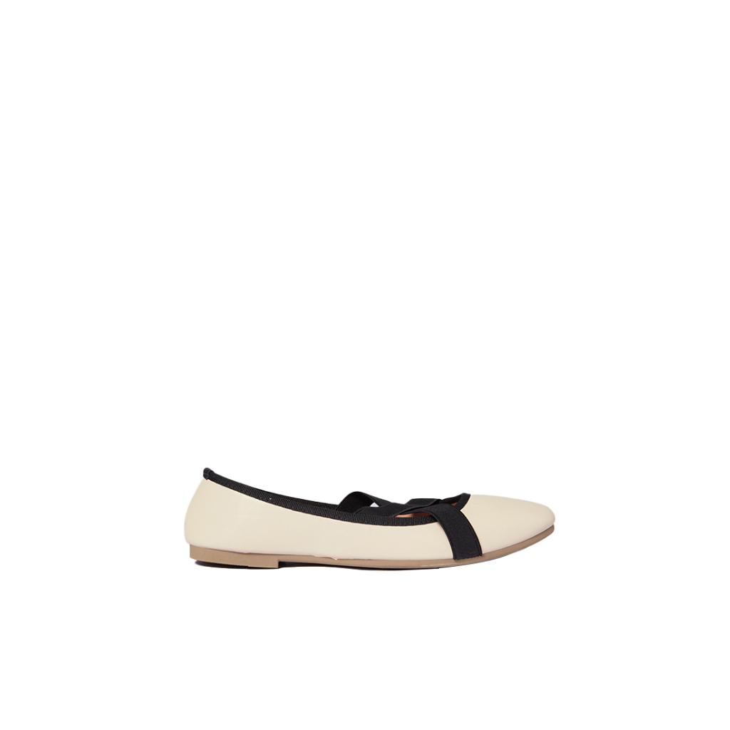 Jual COLORBOX Cream Flat Shoes | Shopee Indonesia