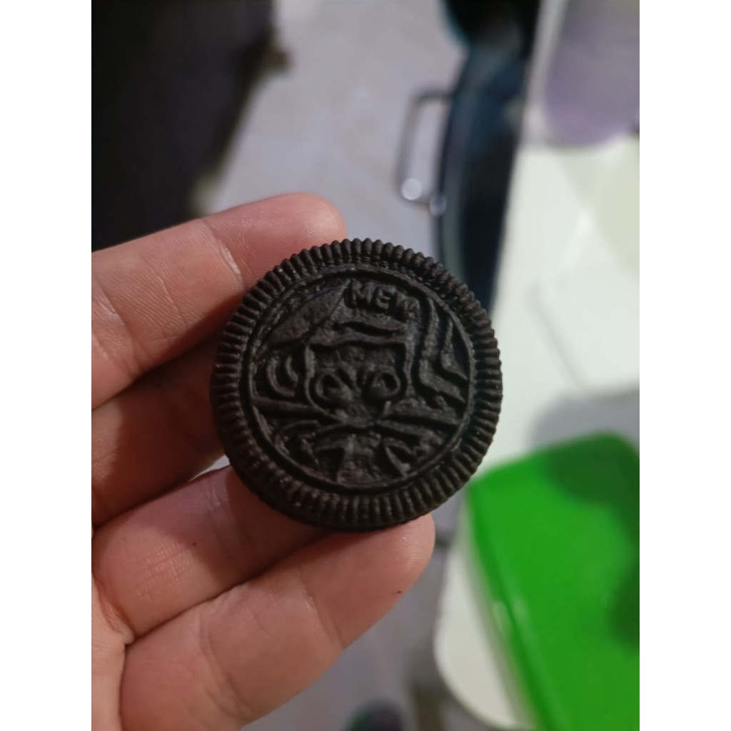 Jual Oreo Pokemon Mew Cookies Super Rare Collection limited Edition ...