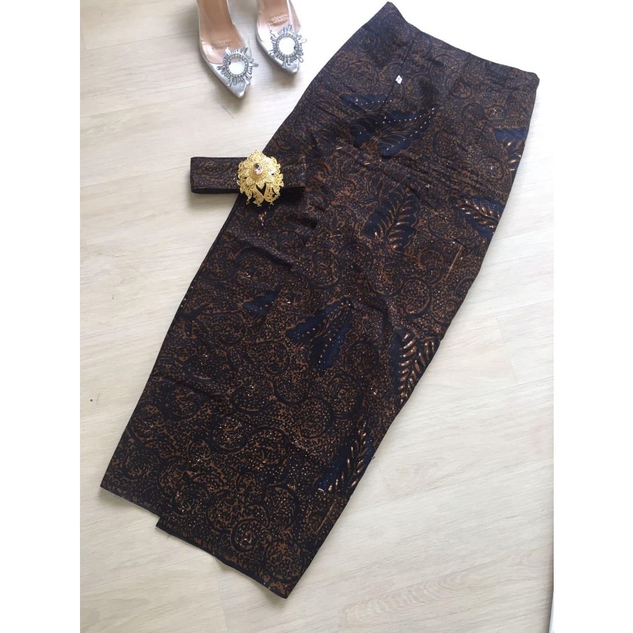 Jual KAMEN BATIK JADI WANITA || KAMEN BATIK KLASIK JADI | Shopee Indonesia