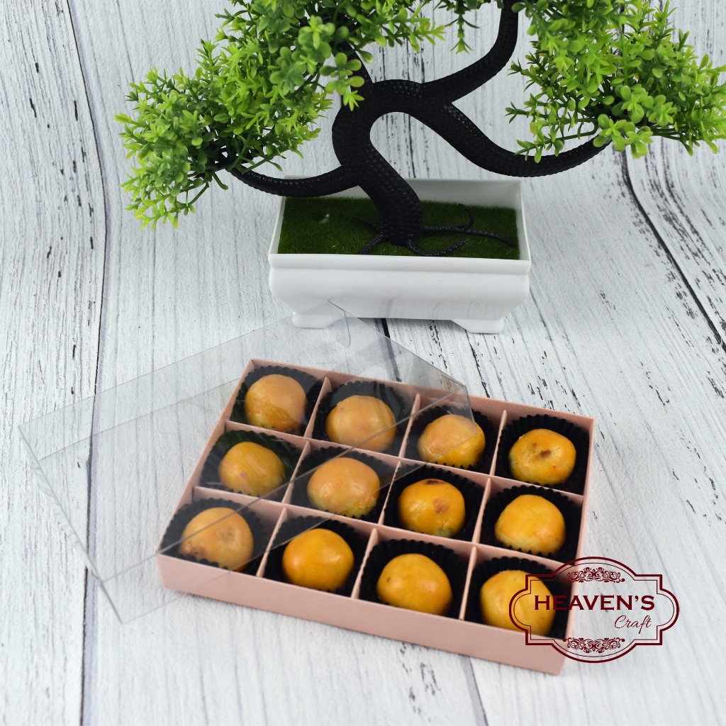 Jual Box mika coklat/praline isi 12 | Shopee Indonesia