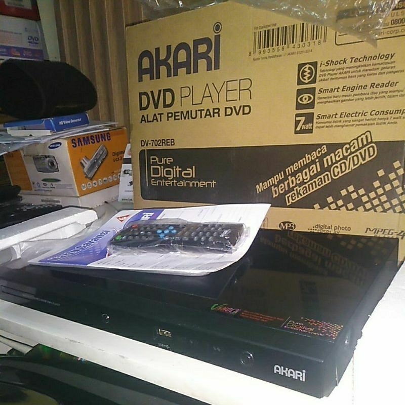 Jual SALE NEW STOCK DVD PLAYER AKARI DV 702REB SMART ENGINE READER ...