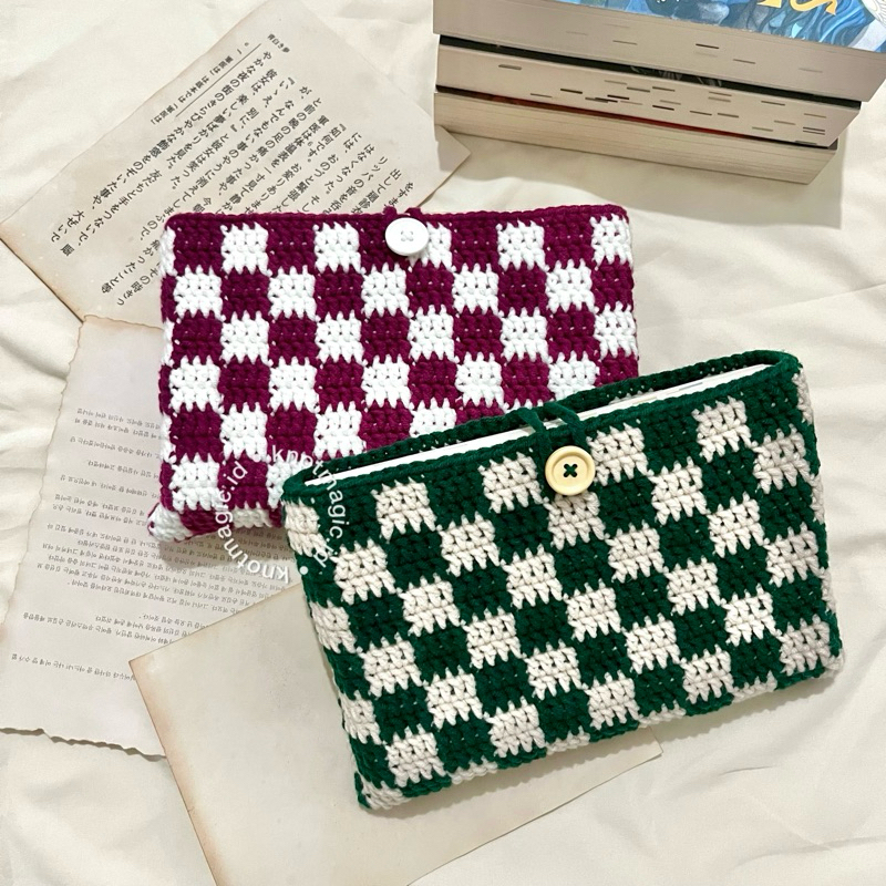 Jual PRE ORDER | Checkered Book Sleeve / Book Cover Crochet Handmade ...
