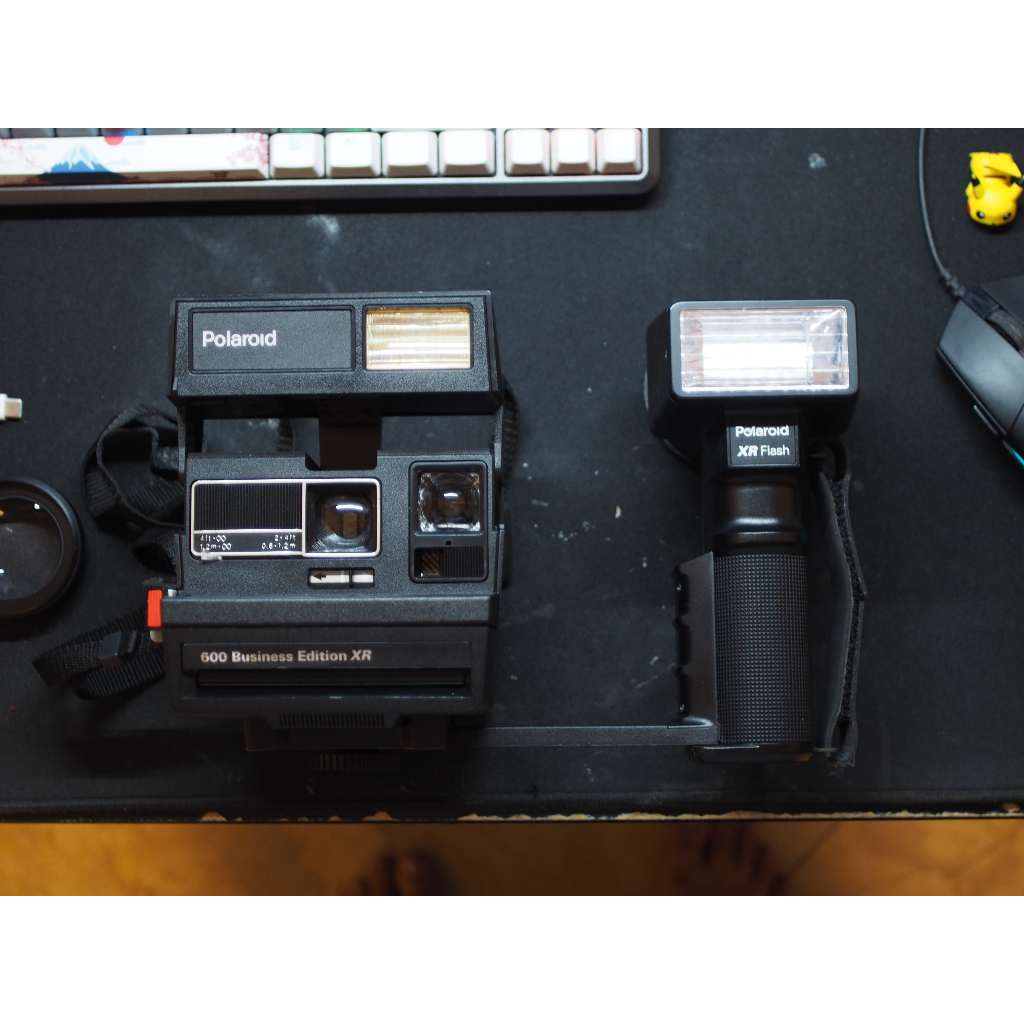 Jual Kamera Polaroid 600 business edition 600 dengan XR flash kamera ...