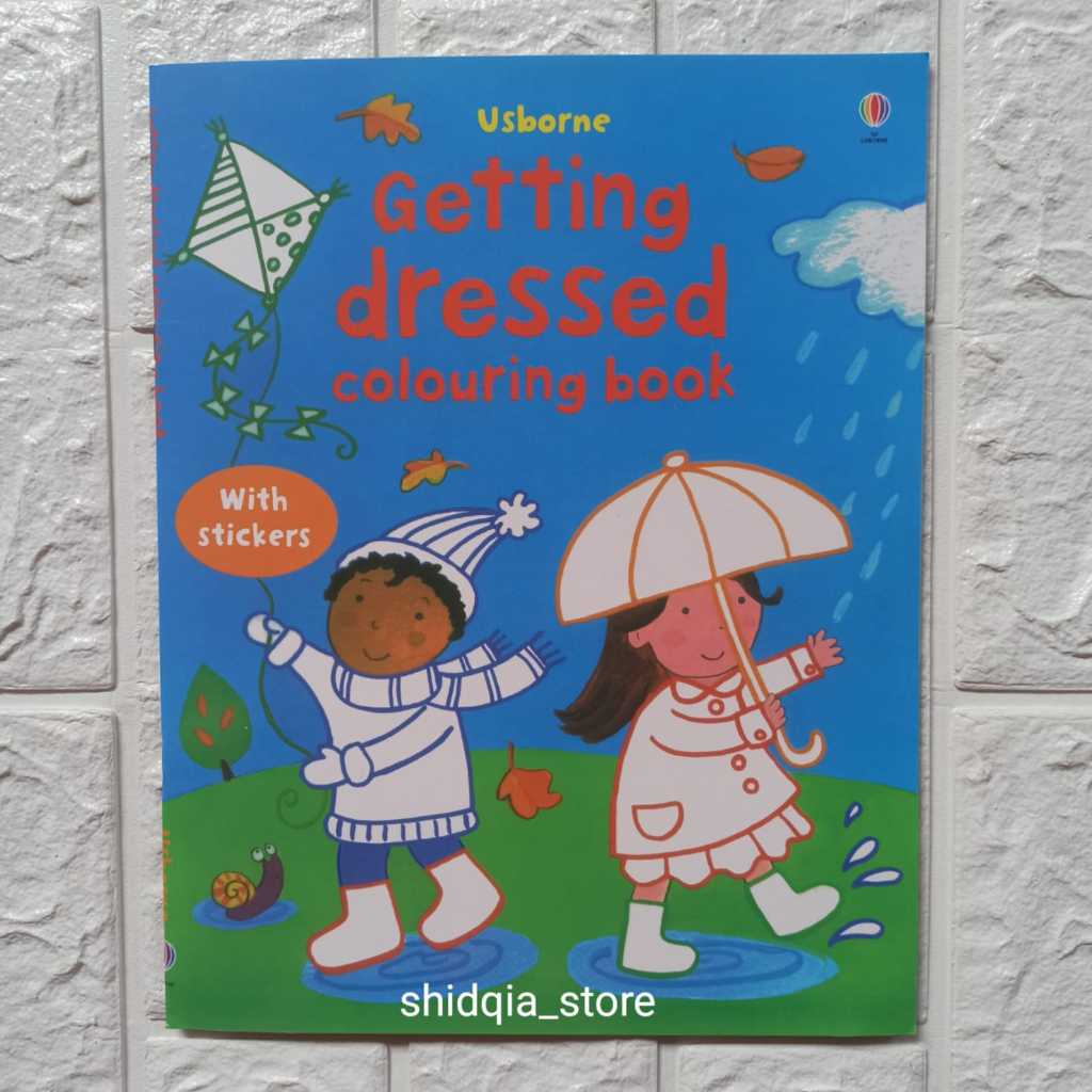 Jual BUKU MEWARNAI getting dressed colouring book with Sticker ...