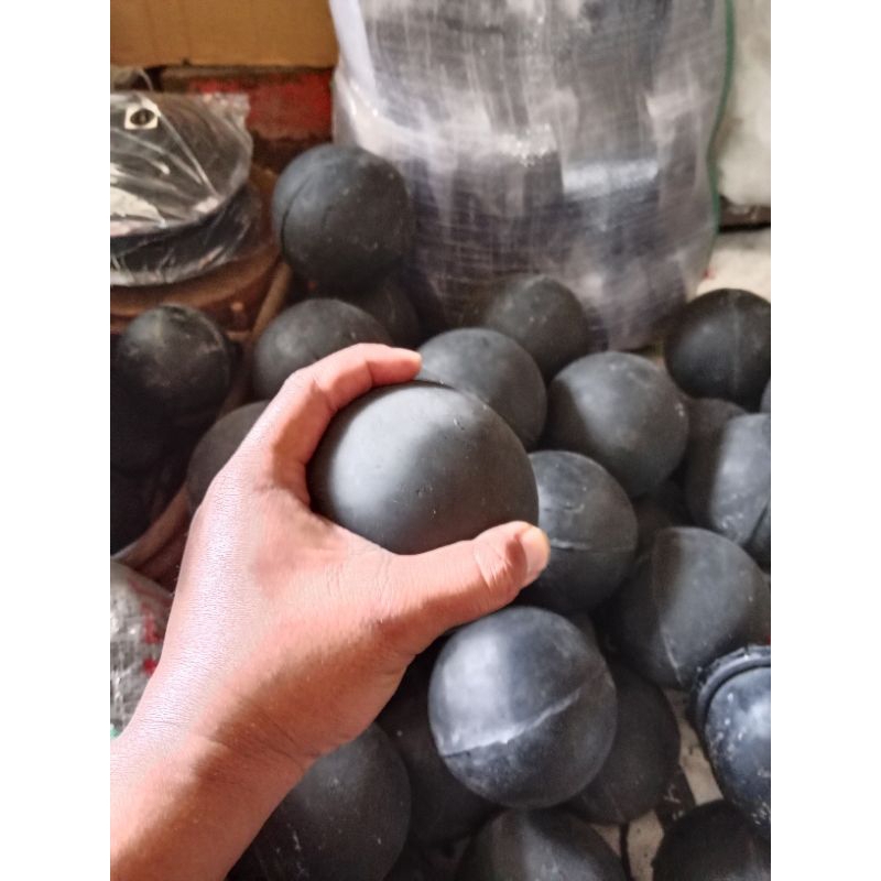 Jual tolak peluru besi lapis karet 2kg | Shopee Indonesia