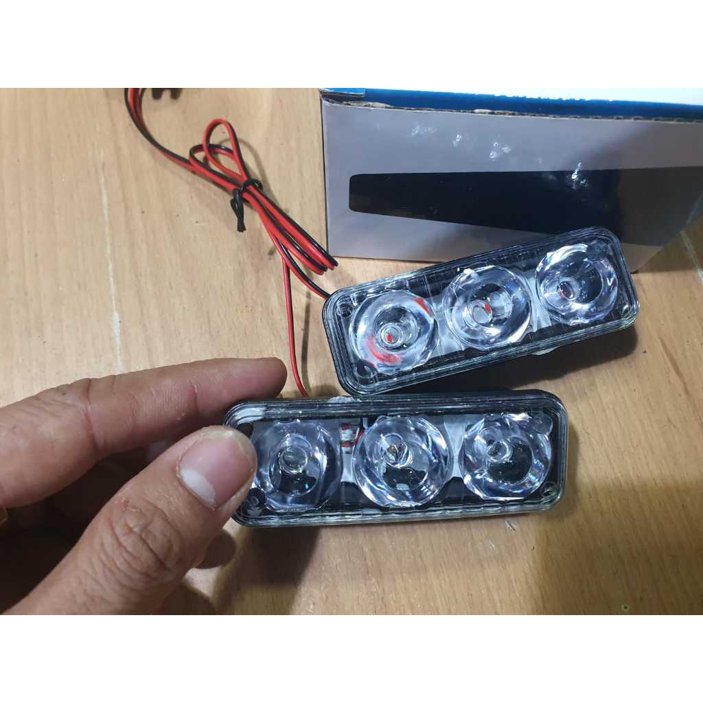 Jual lampu 3 mata biru dan kuning mobil universal | Shopee Indonesia