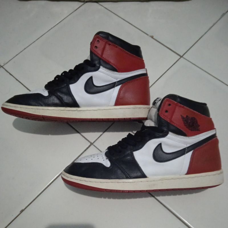 Jual Sepatu Second Branded NIKE AIR JORDAN 1 - MID (Size : 41) UPC ...