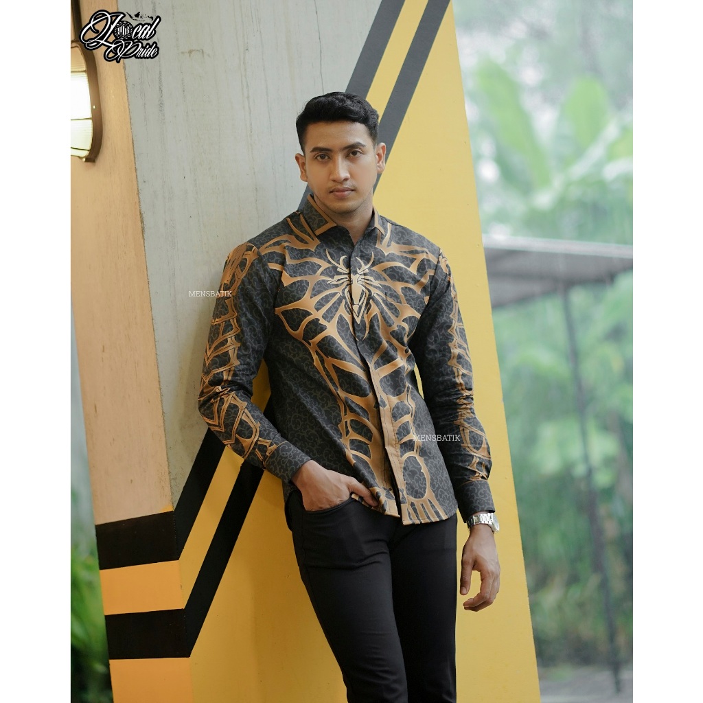 Jual MENSBATIK - SPIDER GOLD AMOR - batik pria - kemeja batik - batik ...