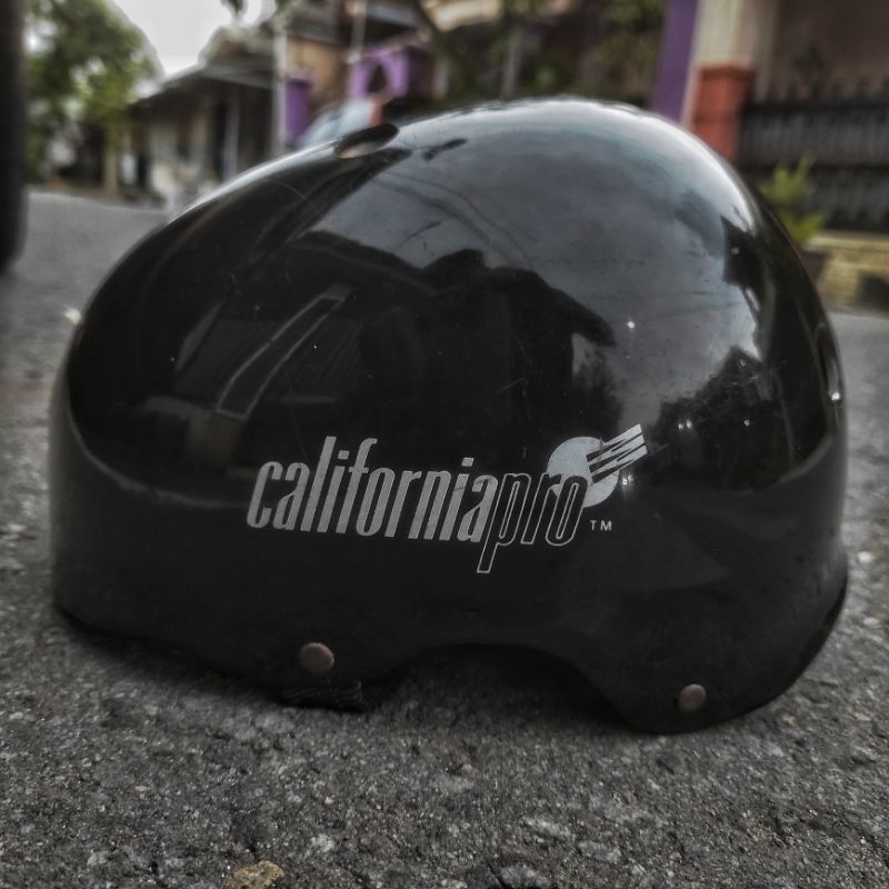 Jual HELM CALIFORNIA PRO IN LINE SKATE BOARD ROLLER BLADE SEPATU RODA ...