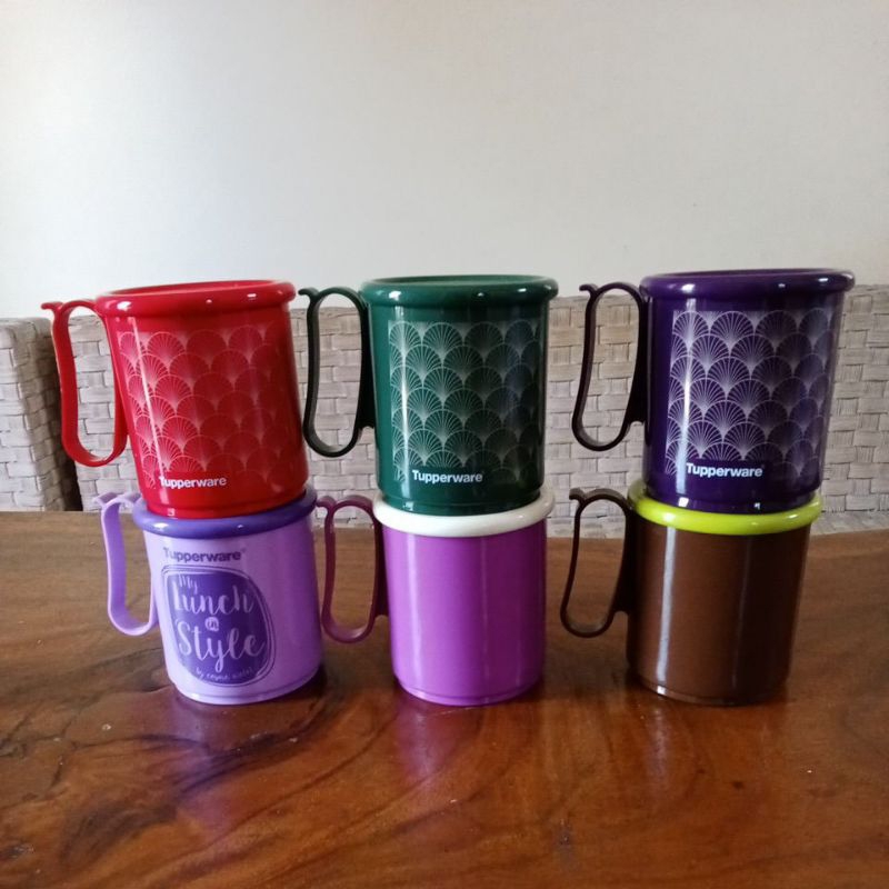Jual Gelas Minum Jumbo Mug Tupperware dengan Tutup | Shopee Indonesia