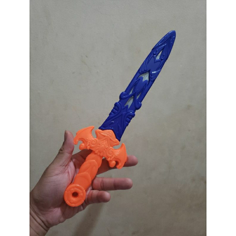 Jual JUALAN MAINAN ALAT PERANG WEAPON SWORD PEDANG PLASTIK PRAJURIT ...