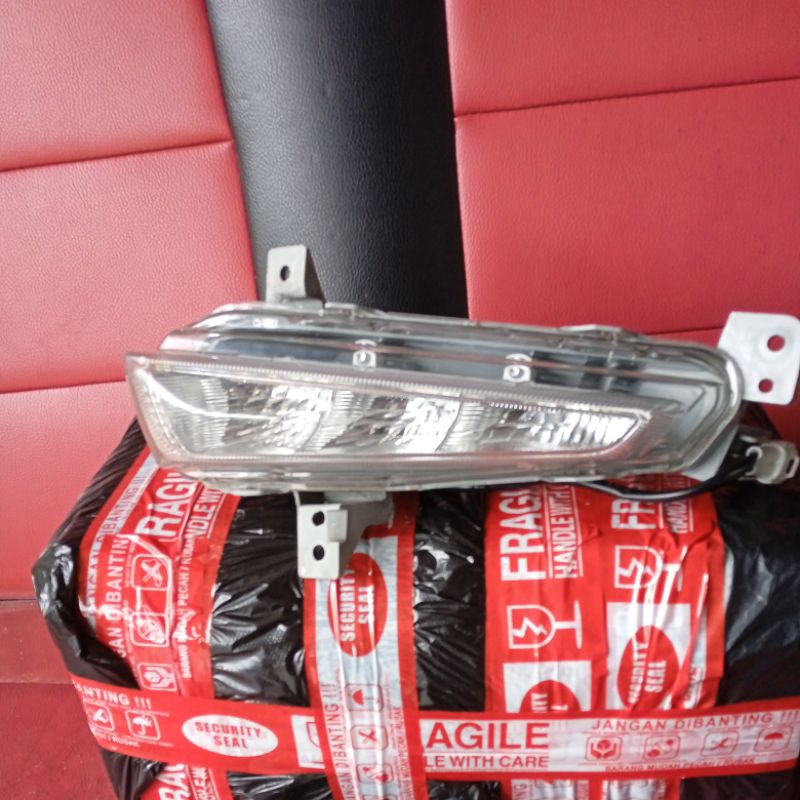 Jual lampu poglem lem bemper depan Suzuki r3 dreza bagian sisi kirii ...