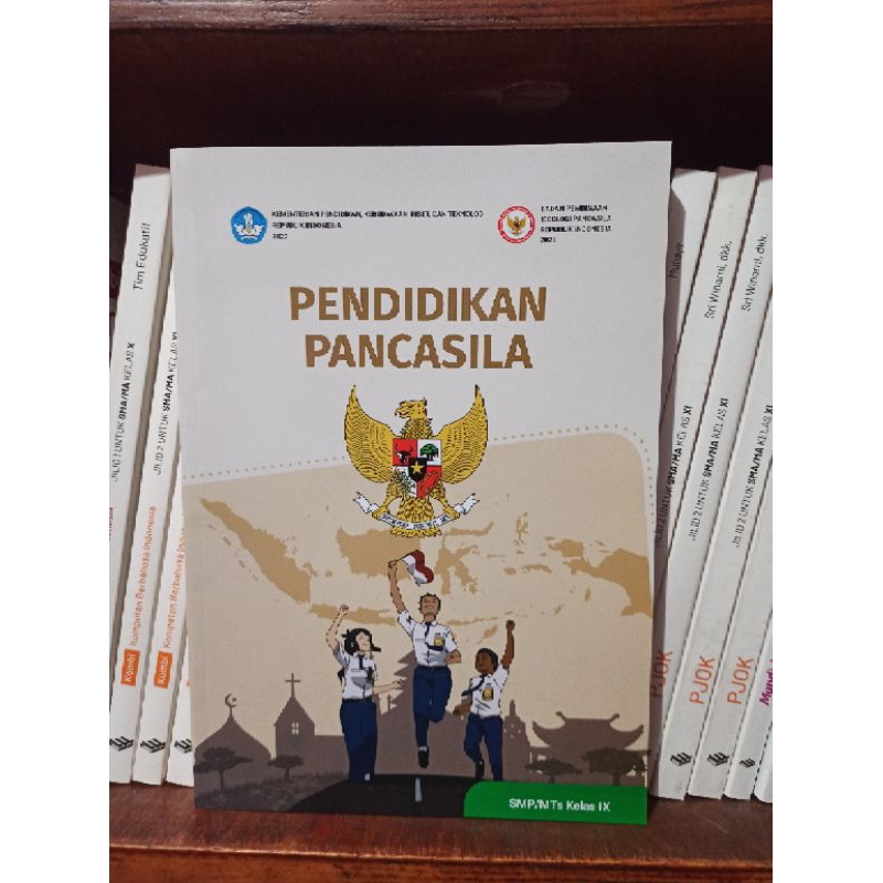 Jual BUKU PENDIDIKAN PANCASILA PPKN PKN KELAS 3 9 IX SMP EDISI REVISI KEMENTERIAN KURIKULUM ...
