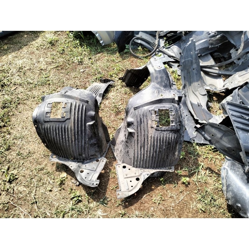 Jual liner fender Xpander original | Shopee Indonesia