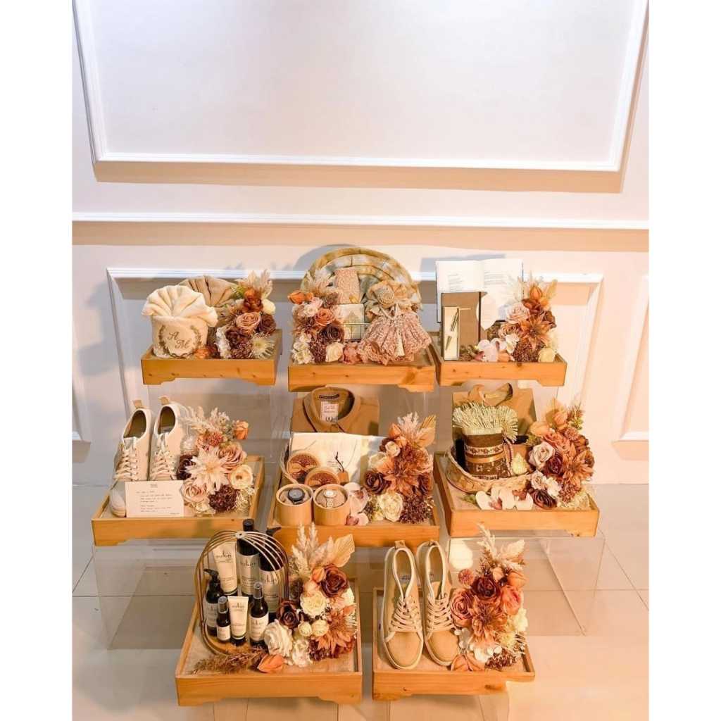 Jual Kotak Hantaran Kayu Segi 4 Sama Sisi Box Hantaran Pernikahan Kotak ...