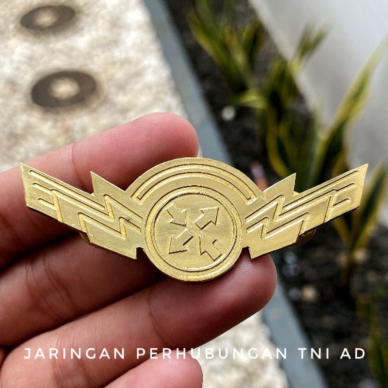 Jual Brevet Brivet Wing Jaringan Perhubungan TNI AD | Shopee Indonesia