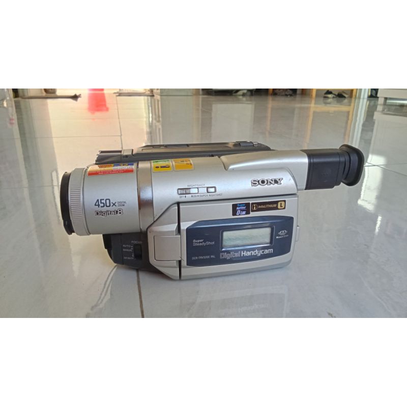 Jual Handycam Sony Digital8 DCR-TRV520E | Shopee Indonesia