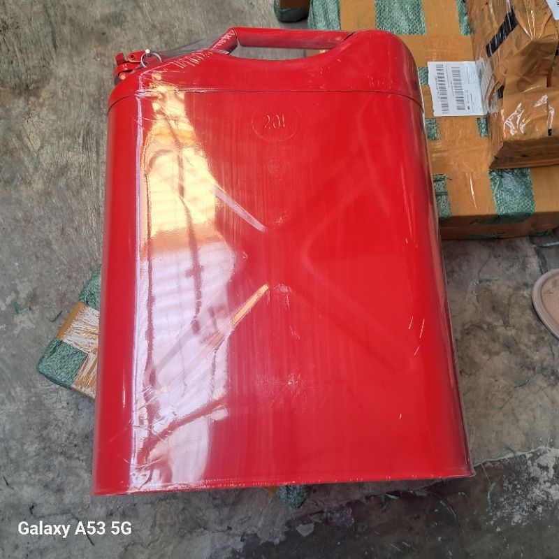 Jual tank jerigen bensin solar off road 20L besi +corong merah | Shopee ...