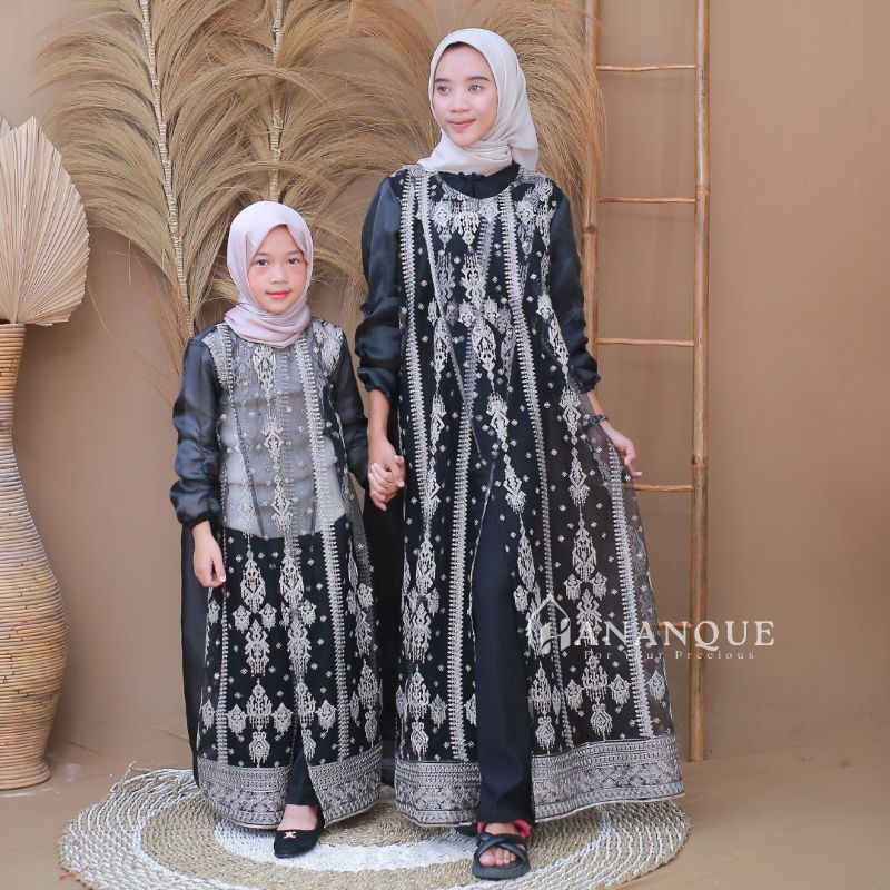 Jual Hananque - Claudia Outer Brukat Kondangan Couple Ibu Dan Anak Usia ...