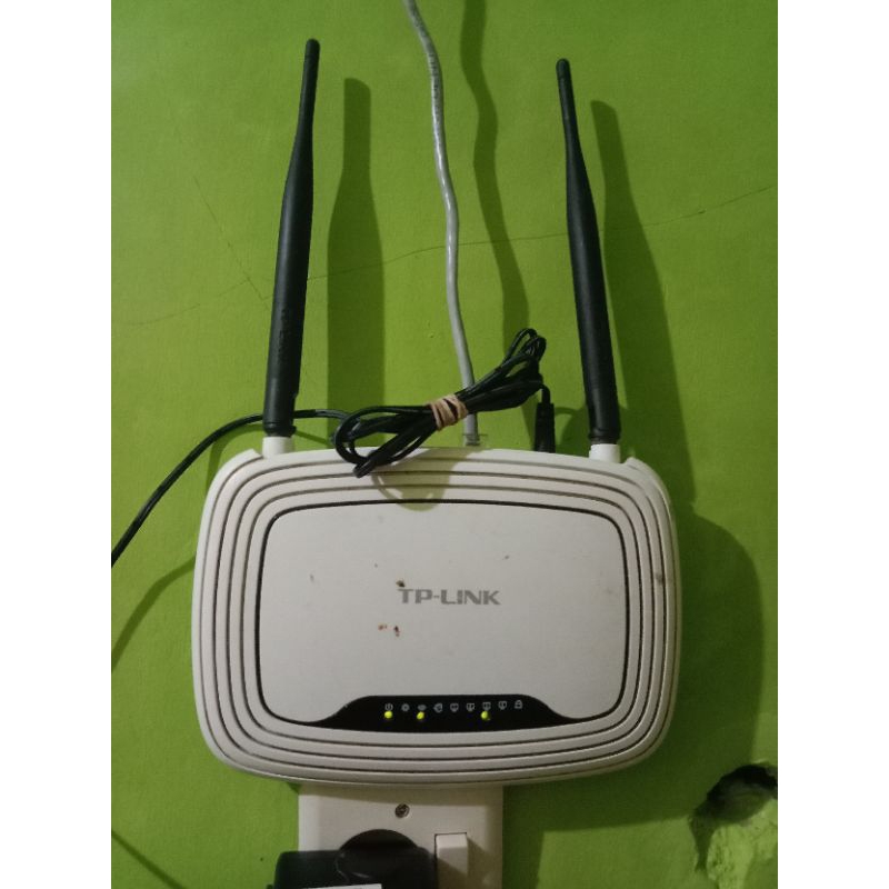 Jual TPLink TL-WR841N V8.4 300MBps Wireless Router second | Shopee ...