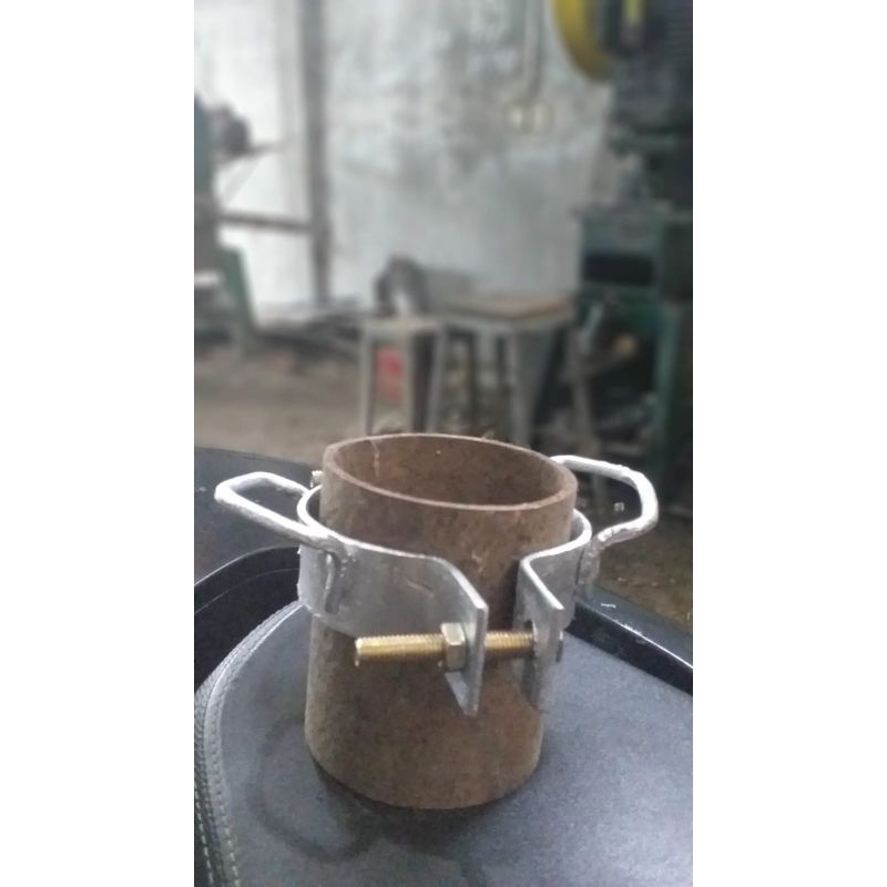 Jual HRWL Clamp Kuping Telkom 2,5in - 3in / Klem HRWL Clamp Tiang ...