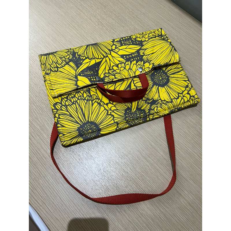 Jual Preloved Tas Laptop Tulisan untuk 14inch laptop | Shopee Indonesia