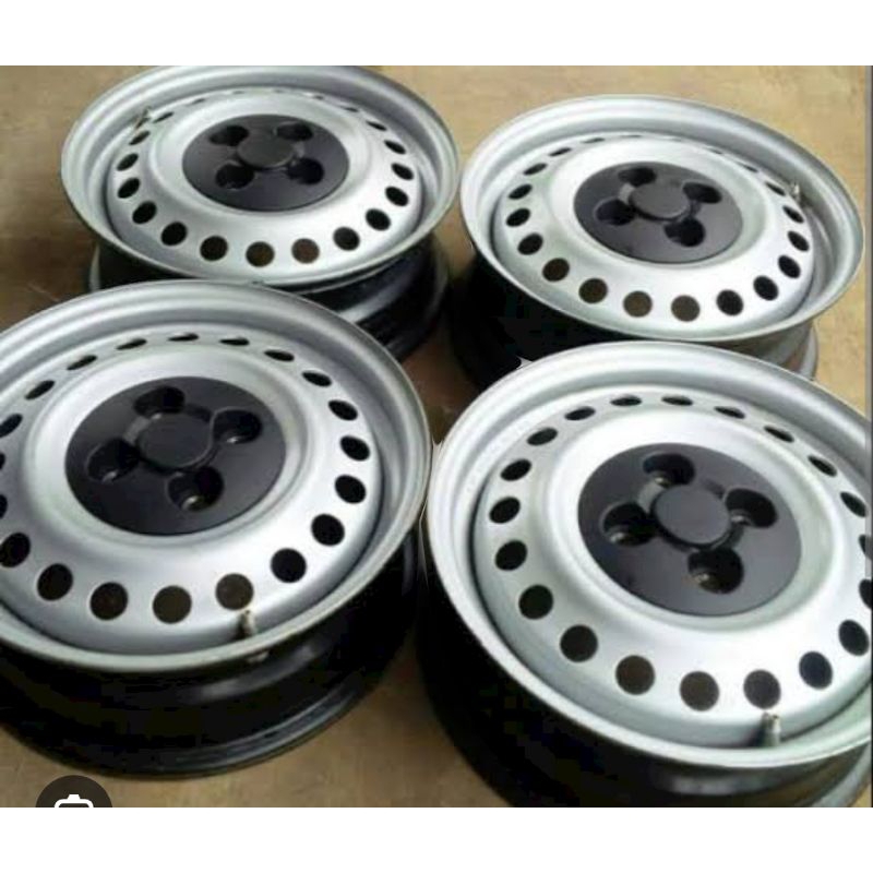 Jual 4 kaleng R14 pcd 114+ dop isi 4+ ban 185/70 | Shopee Indonesia