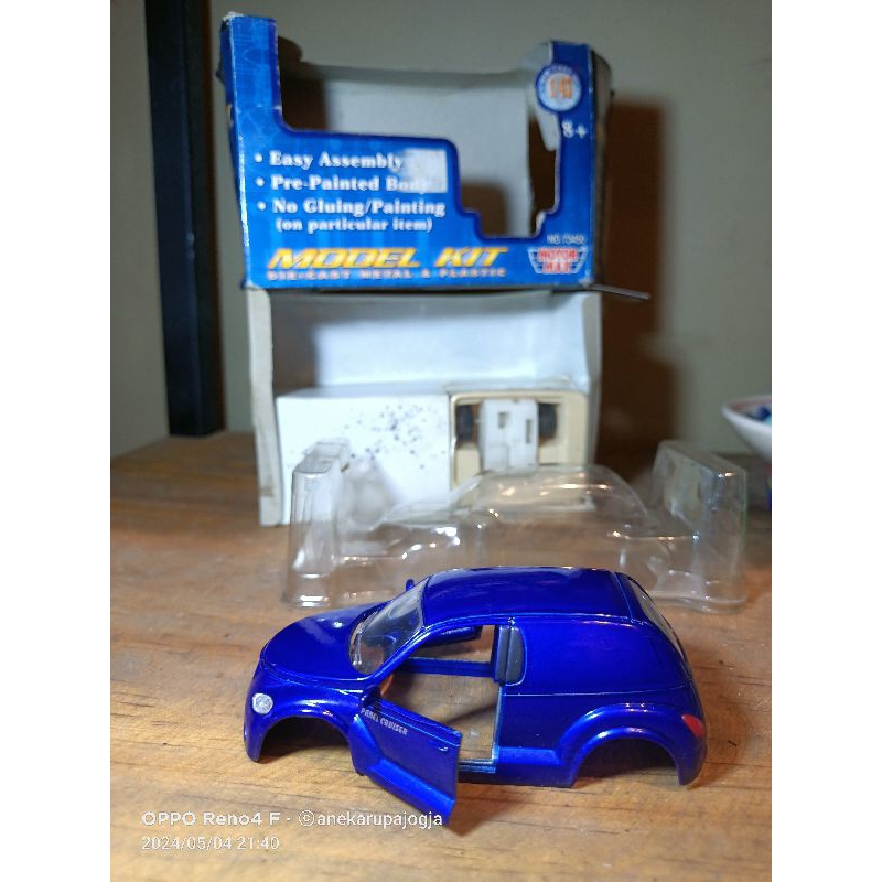 Jual die cast model kit rangkai sendiri motor max blue chrysler ...