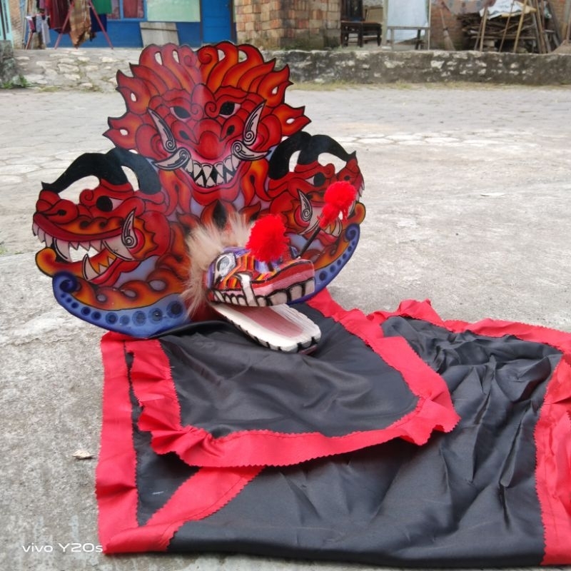 Jual Mainan tradisional barongan caplokan devil kayu TM No.2 kain ...