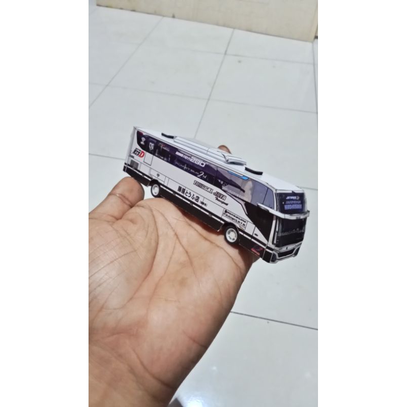 Jual MINIATUR BUS KIDS PANDA JET BUS 5 NEW 1/87 DIECAST BUS Tunggal ...