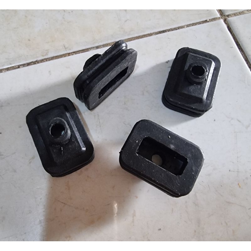 Jual Karet Peredam / Karet Dudukan Ac Outdoor / Karet AC Dinding ...